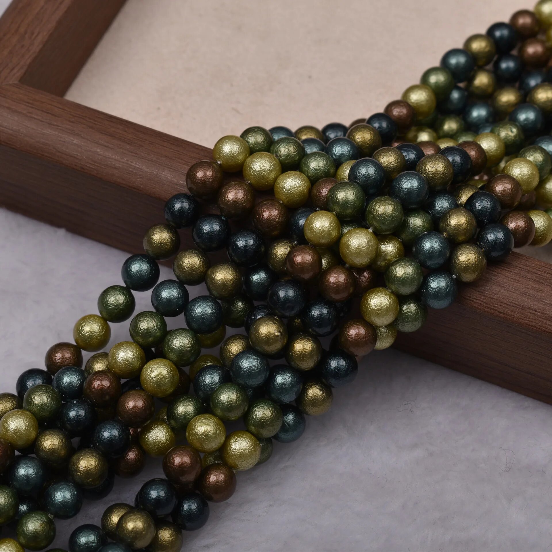 Черные перламутровые бусины-ракушки 4-10 мм 10mm-40 pieces, B