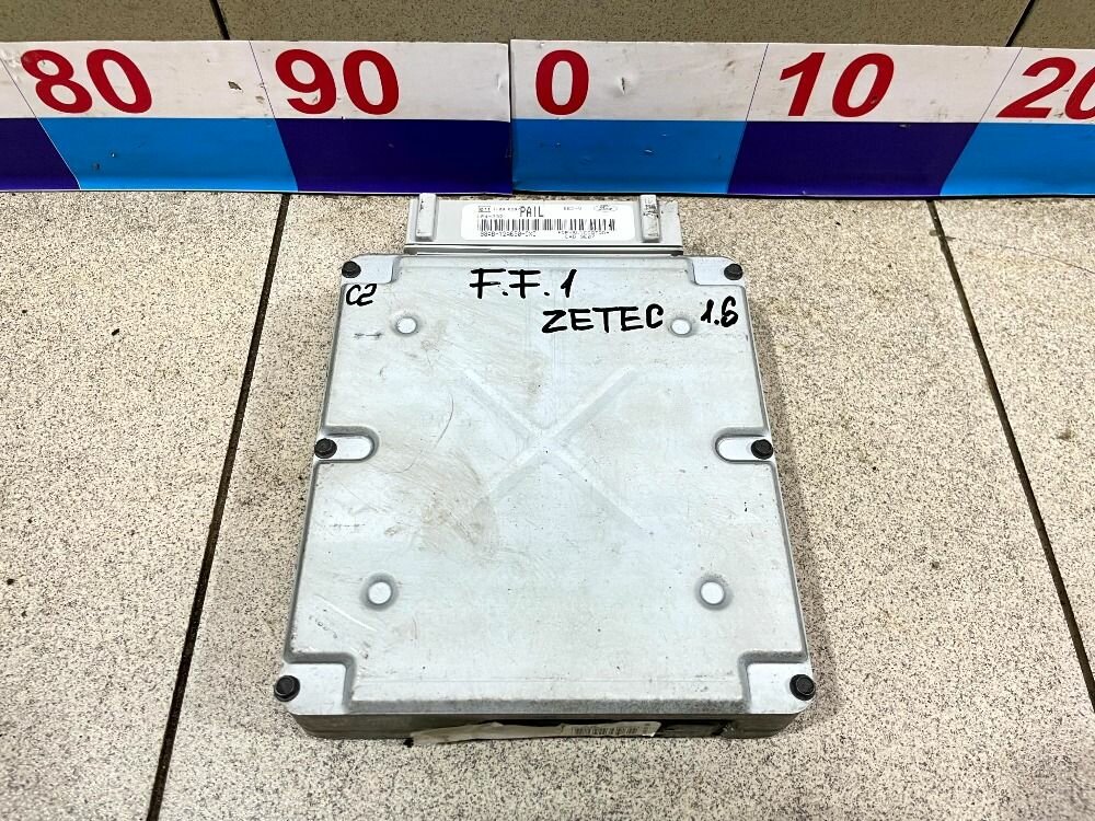 Блок управления двигателем Ford Focus I 98AB12A650CXC