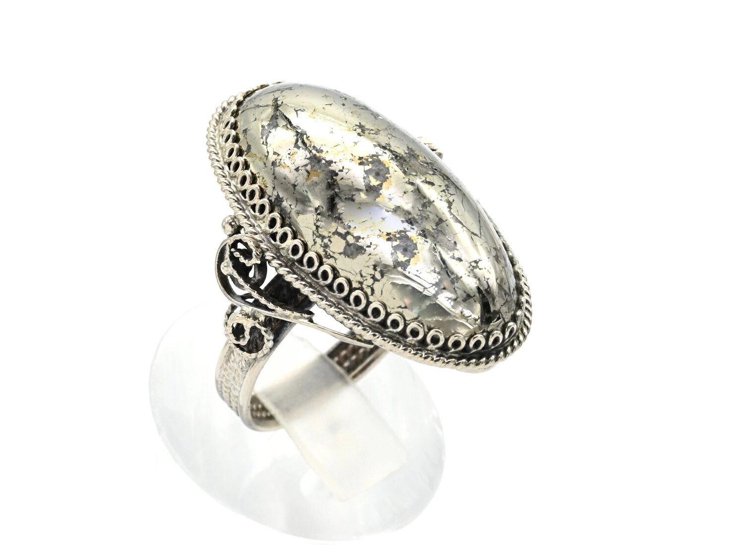 Кольцо, пирит