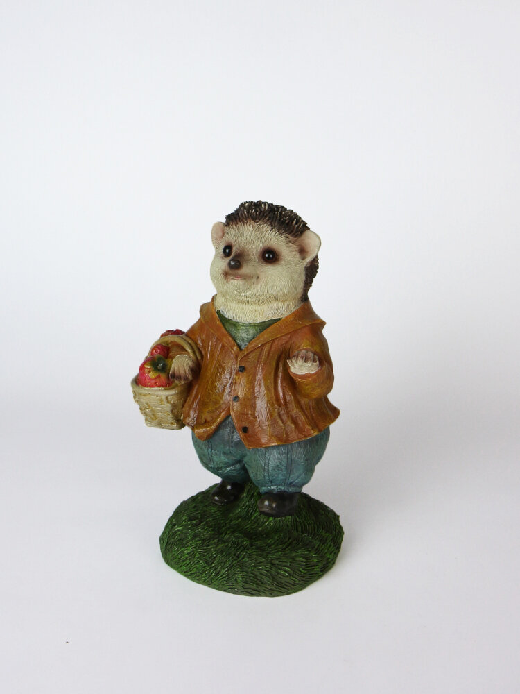 Фигурка Magic Art "Еж с клубникой", садовая, полистоун, высота 22 см