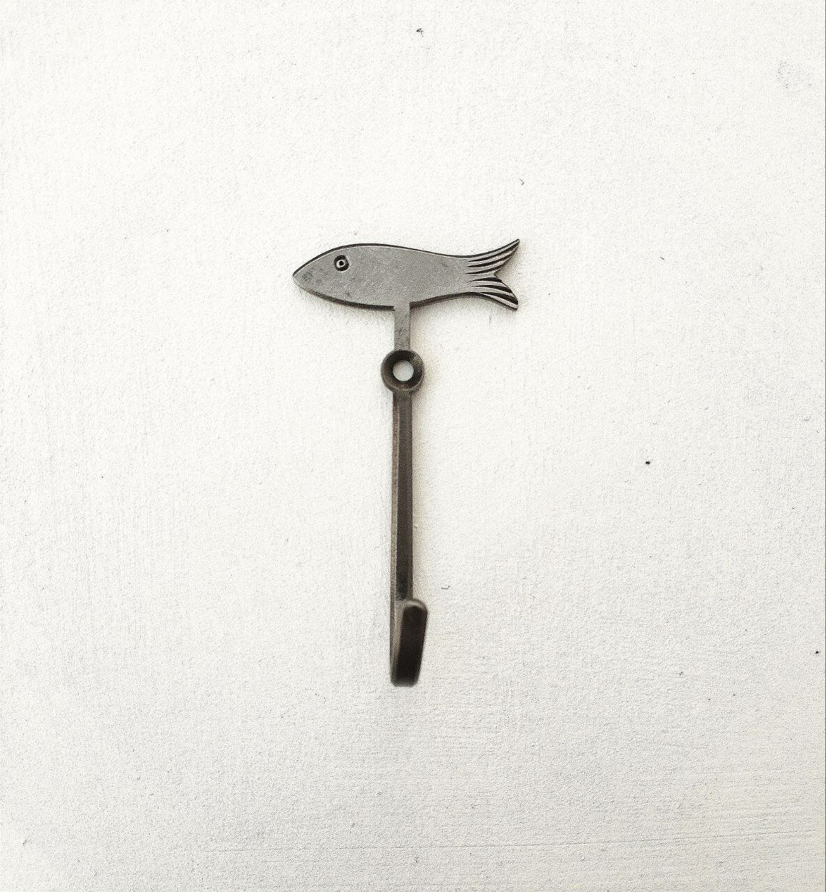 Крючок настенный "Рыбка", кованый, 8,5x4,5 см от мастерской Panmom forge