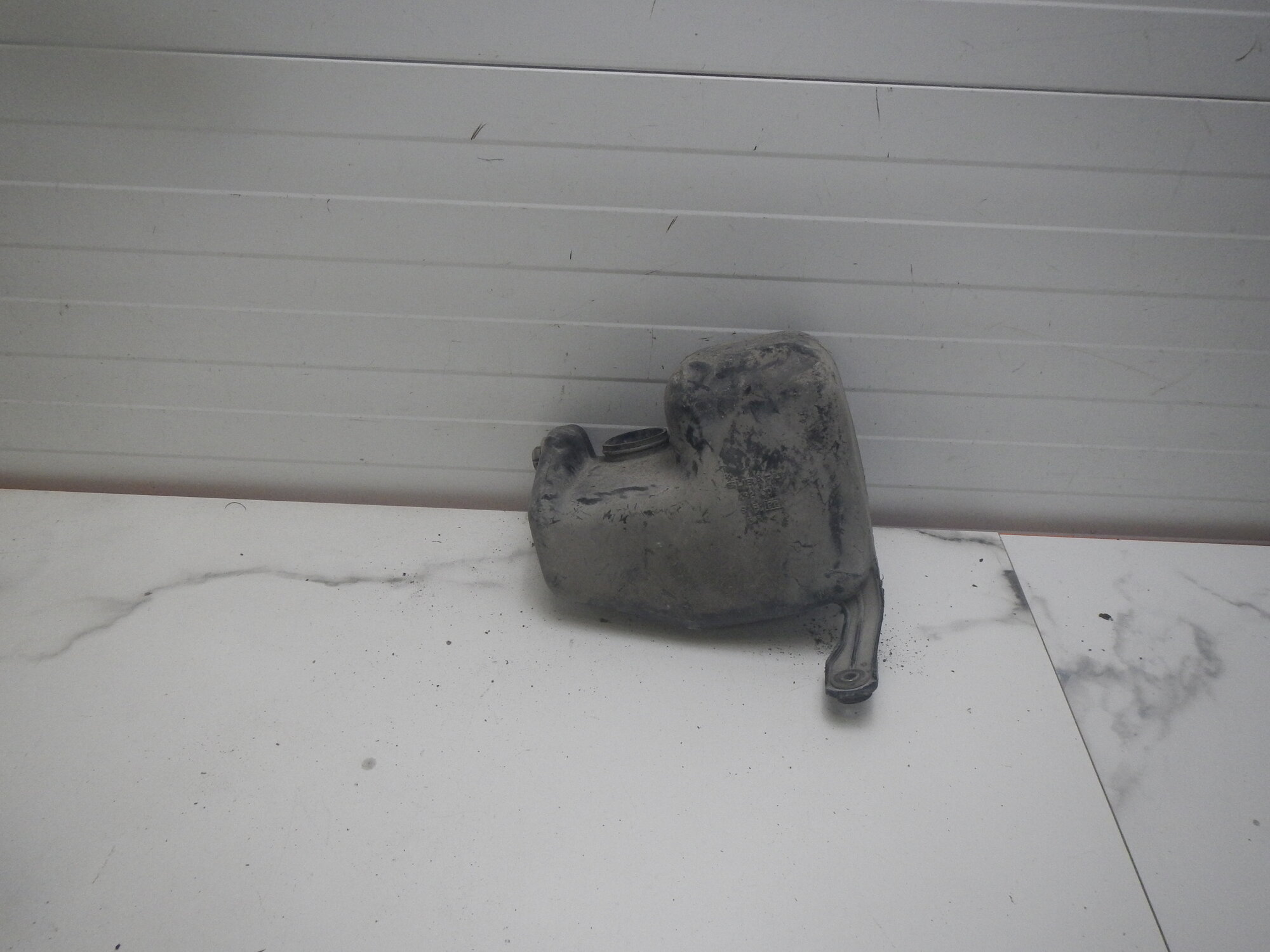 Б/У Резонатор воздушного фильтра, Subaru (Субару)-IMPREZA (G10) (96-00) SUBARU IMPREZA (G10) (96-00) Без видимых поврежд...