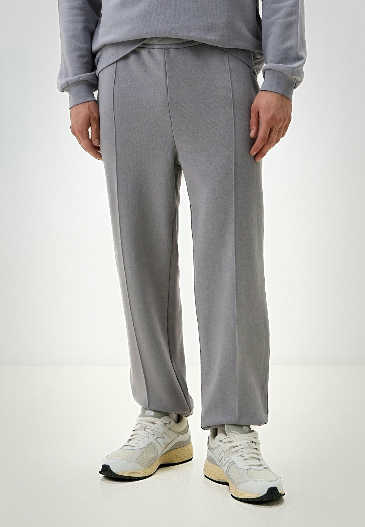 Брюки спортивные