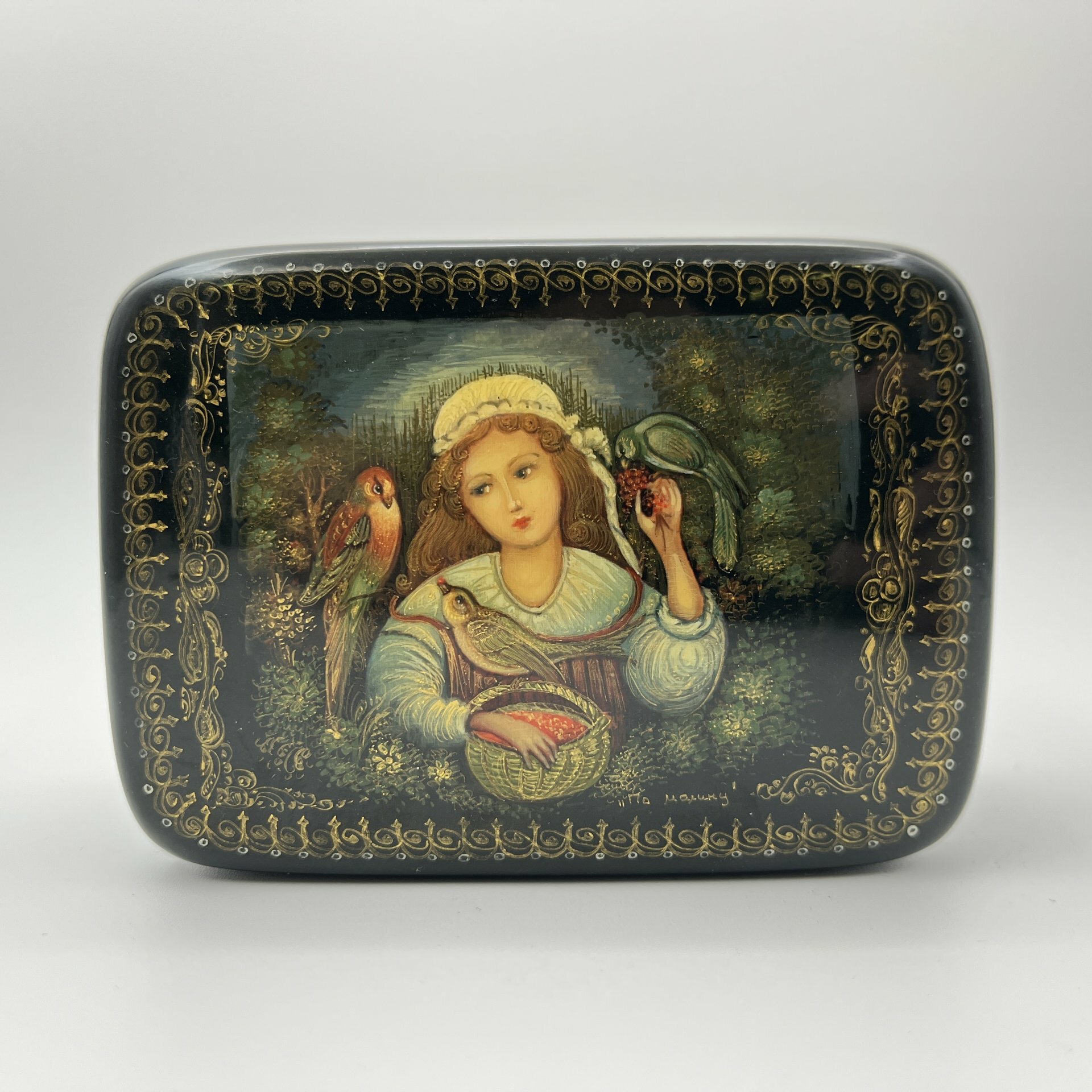 Шкатулка с лаковой миниатюрой "По малину", автор Е. Краснов, Палех, папье-маше