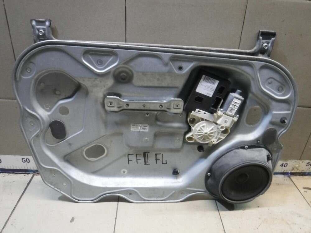 Стеклоподъемник передний левый Ford Focus II