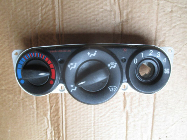 Блок управления печкой Форд Фокус 1 - 98AB18C419AE, 1131256, 1062511, 1072707, 1104954