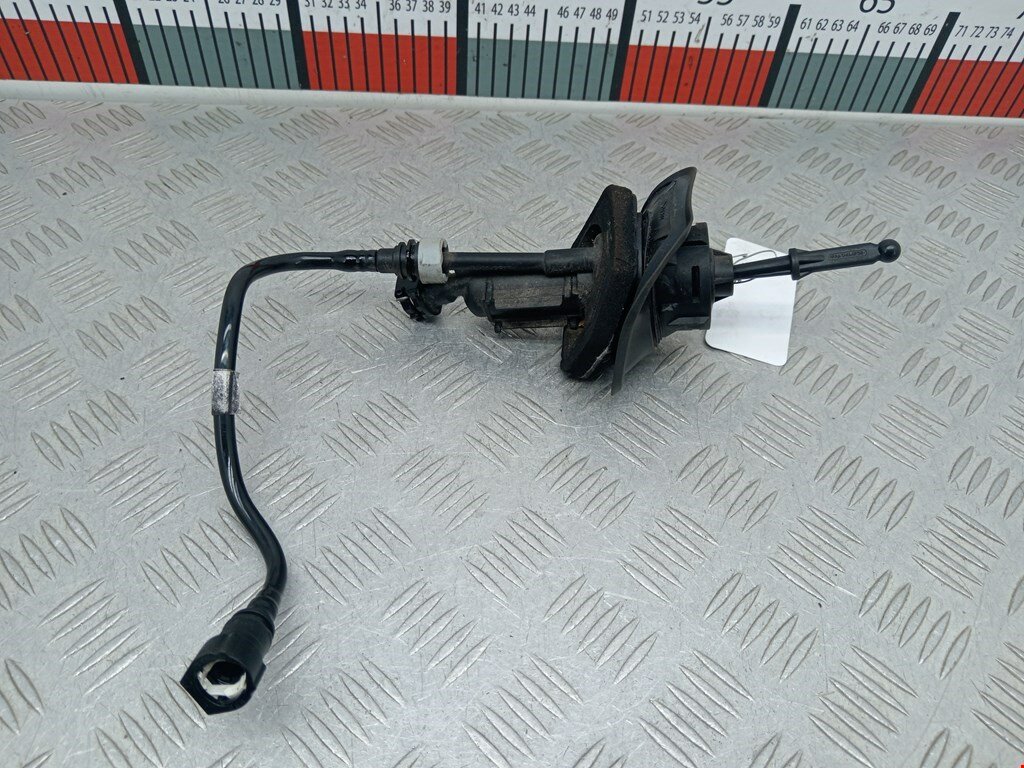 Цилиндр сцепления главный Ford C-MAX 1 3M517A543HE арт. 2121705