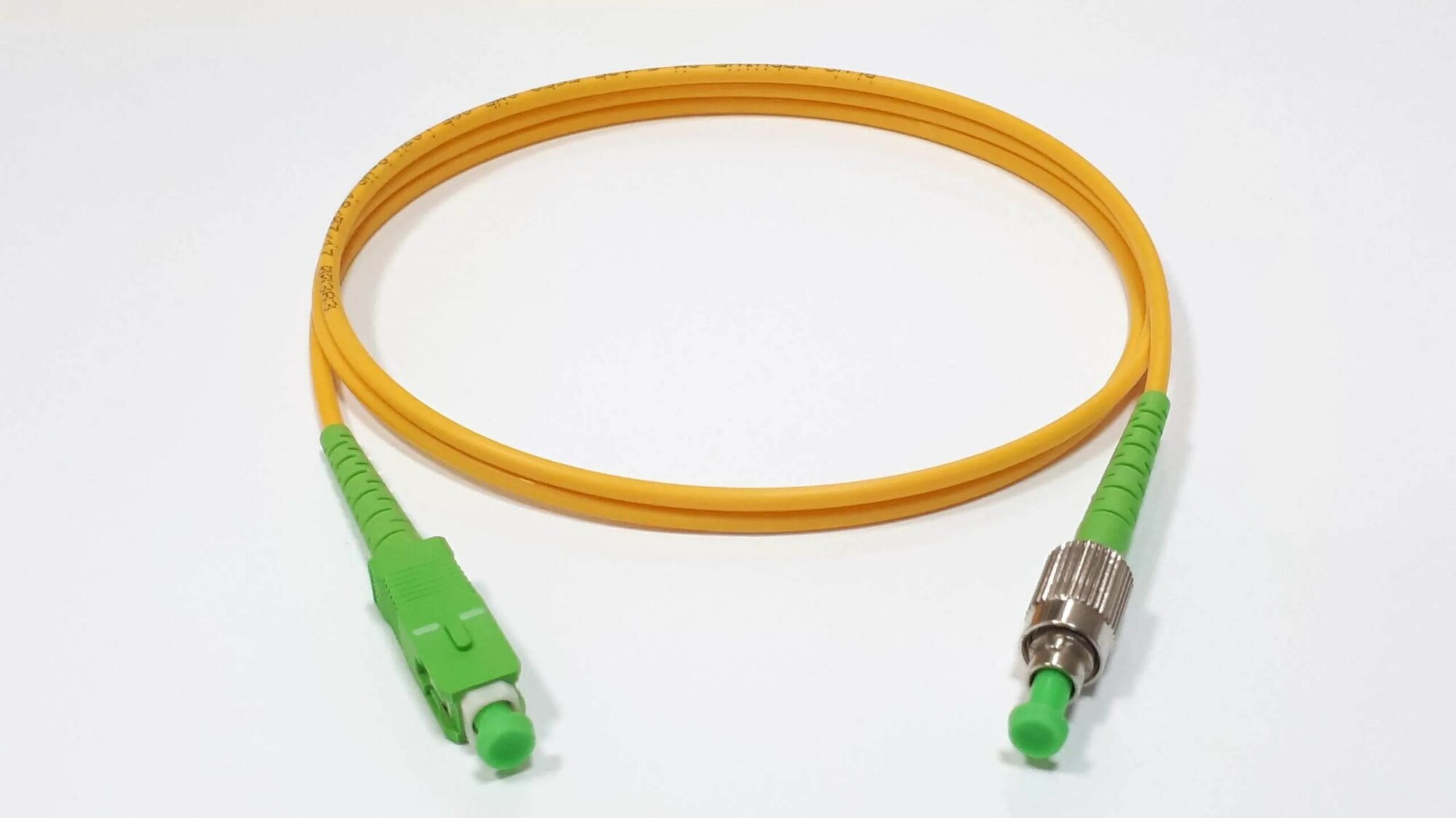 Шнур оптический (патч-корд) pc FC/APC-SC/APC 9/125 G652 simplex LSZH 1m 3.0mm