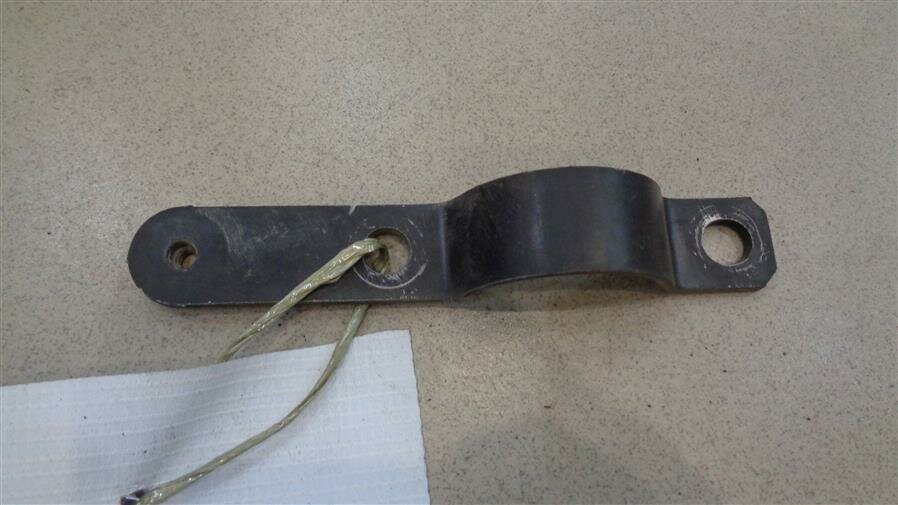 Крепеж рулевой рейки от Nissan Almera N15 1995-2000