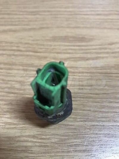 Датчик давления масла Ford Mondeo 3 2000-2007