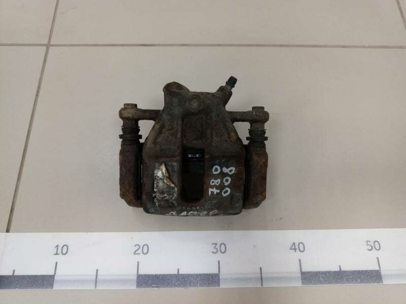 Суппорт передний левый Renault Duster 2012 кат.номер: 7701208332 7711368116