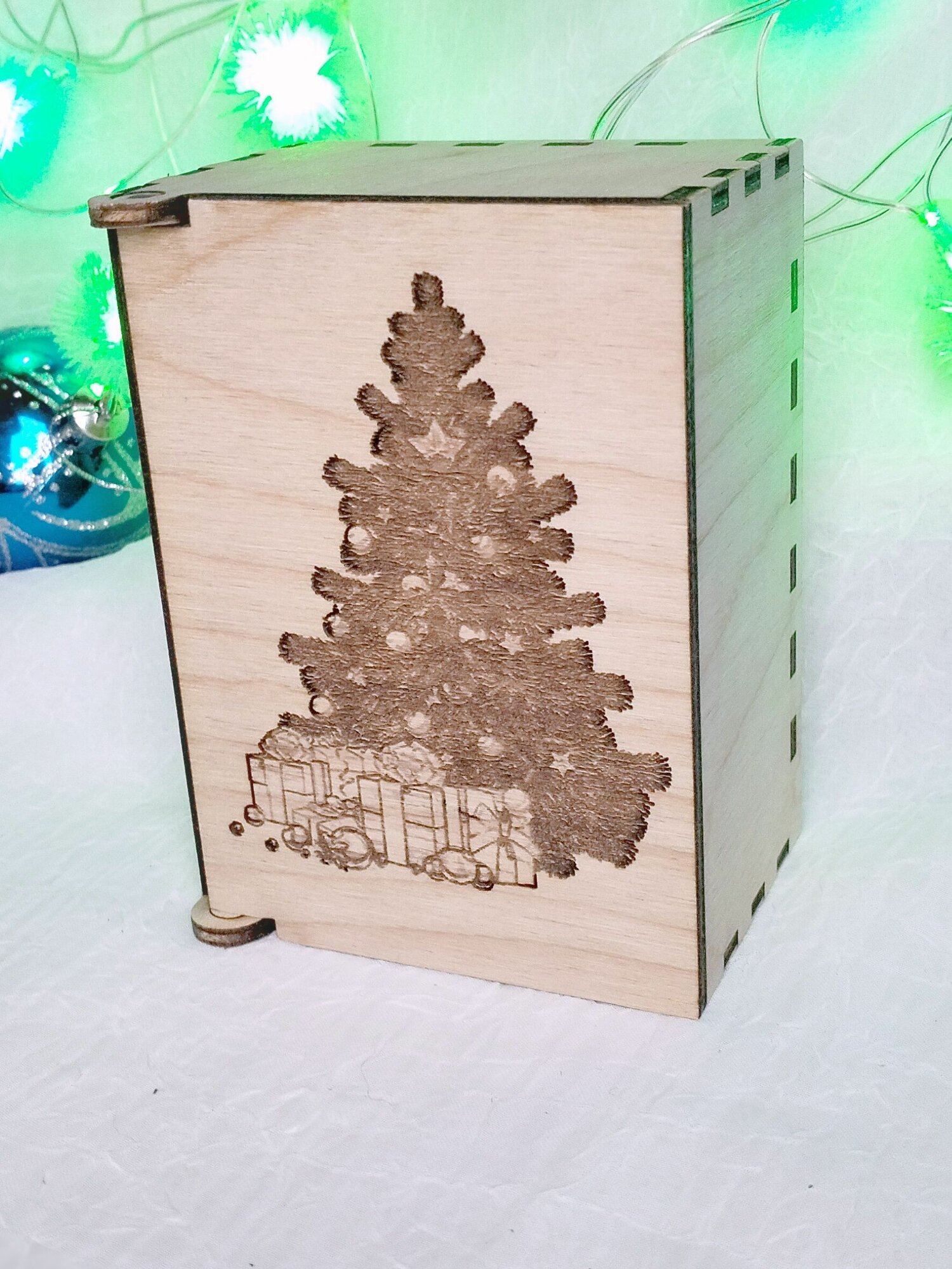 Деревянная коробка для подарка с наполнителем 11,5х8,5х6,5 см / коробка новогодняя