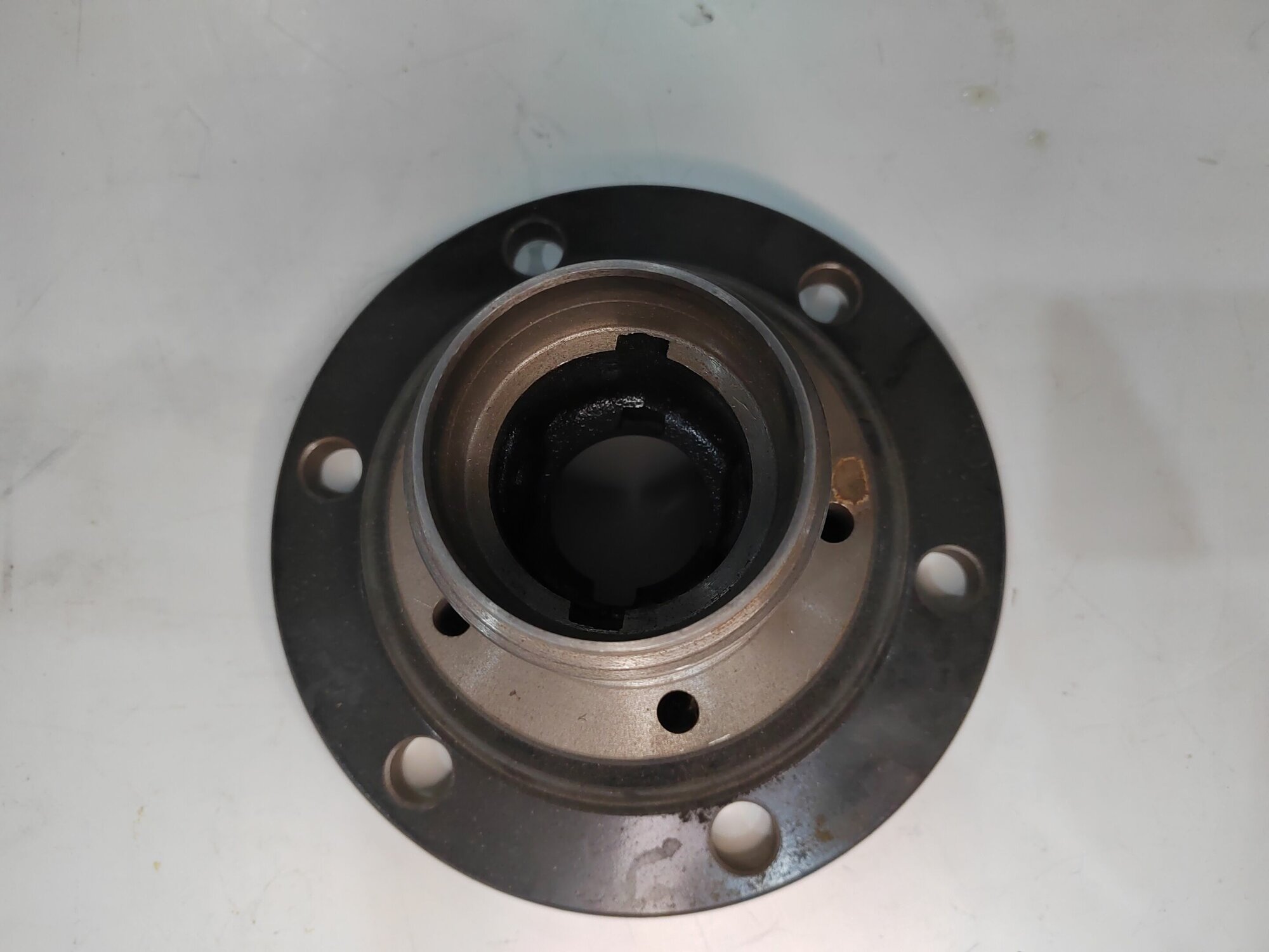 Ступица передняя JAC Sollers Atlant [2.7 16V 6 MT фургон Turbo дизель ] 3103011R004