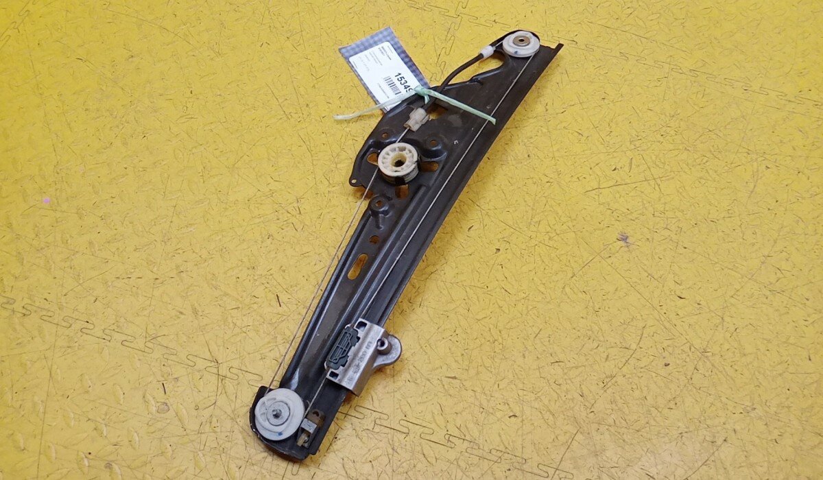 Стеклоподъемник задний левый 5-серия E60/E61 BMW 51357075673