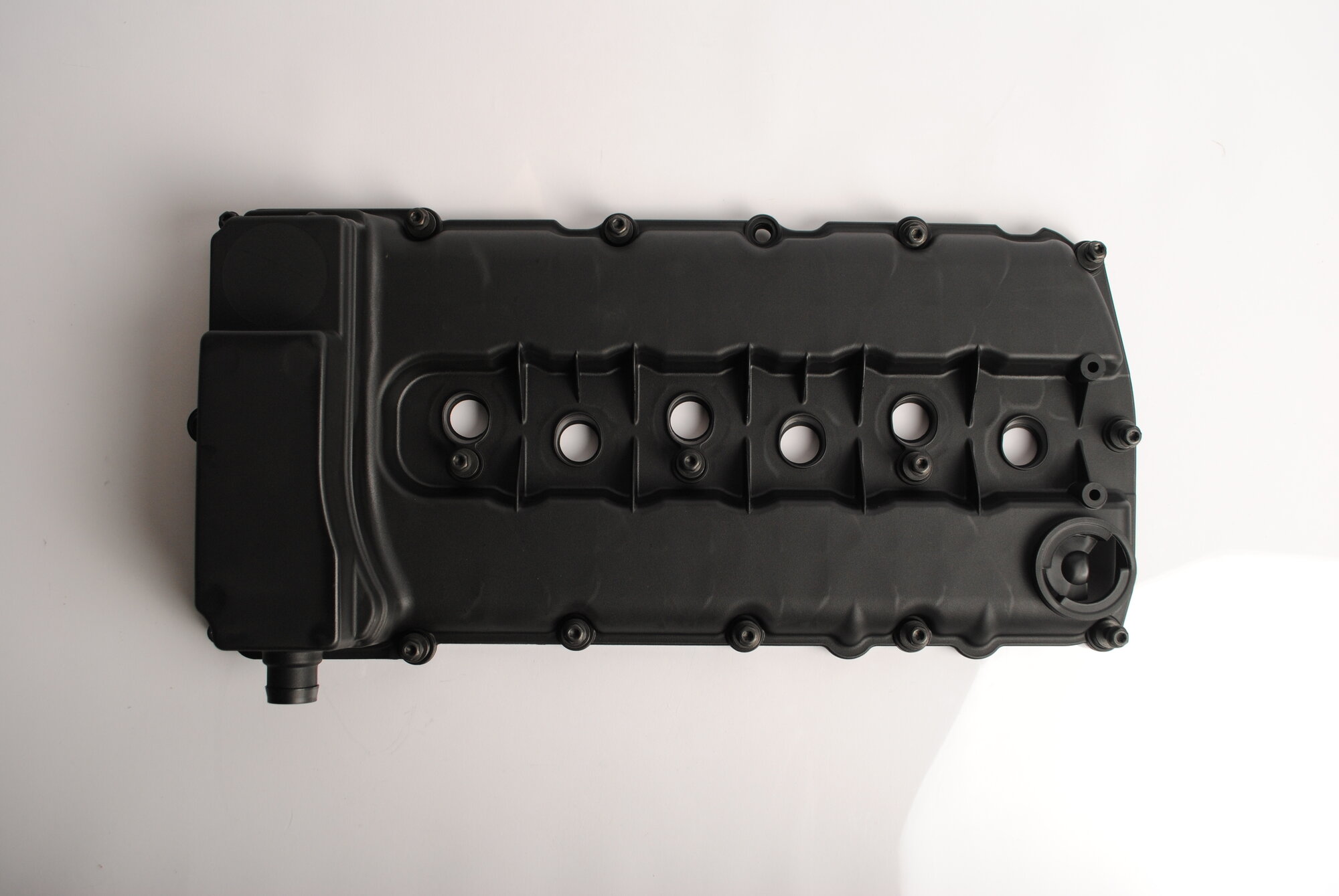 Клапанная крышка 03H103429D Powertec Skoda, Audi, Volkswagen