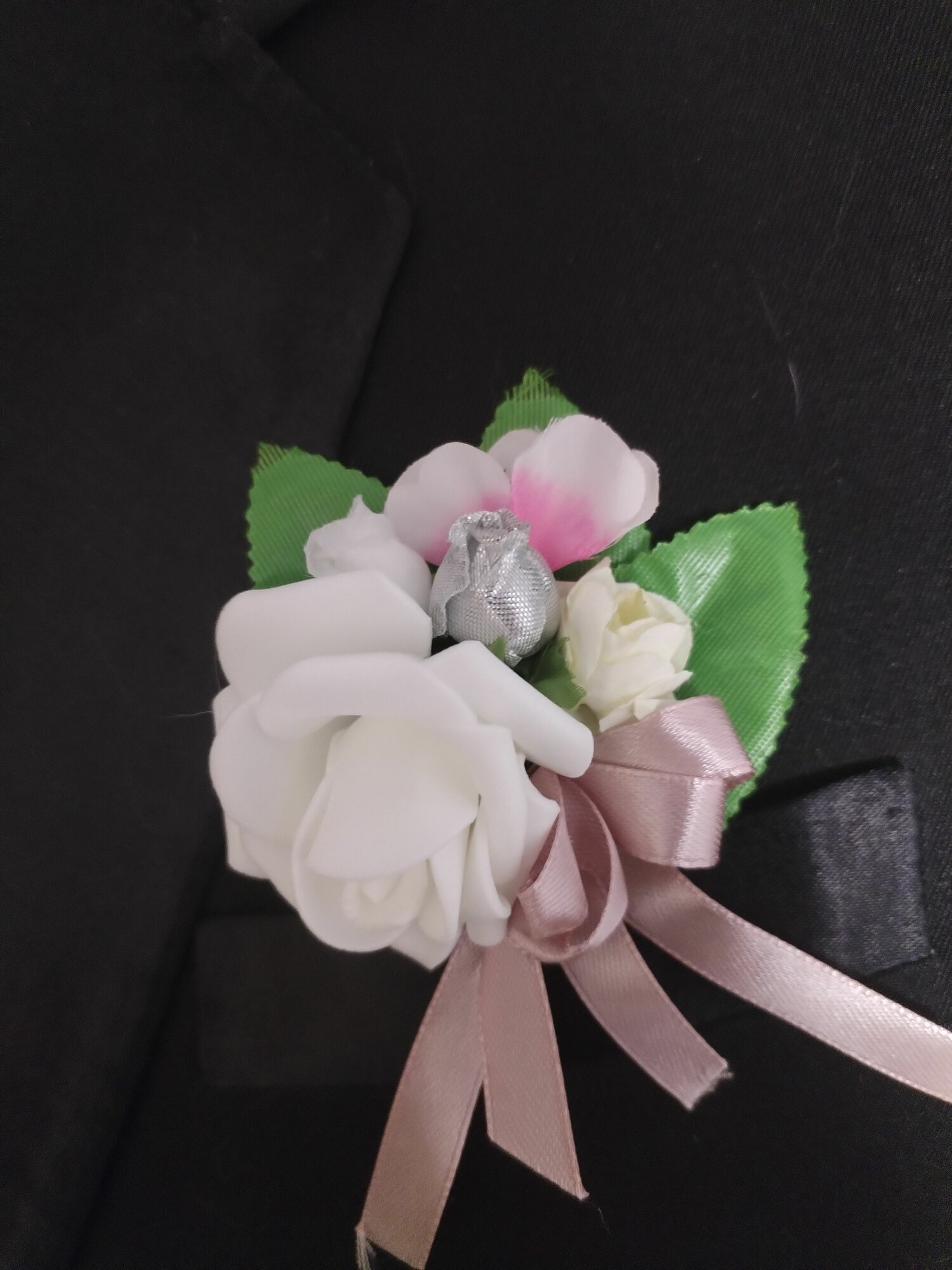 Бутоньерка