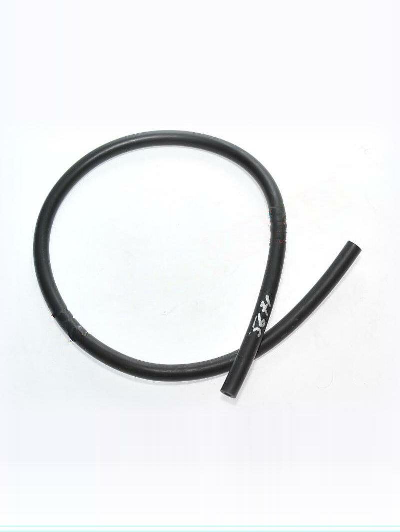 Патрубок сапуна ВАЗ 2107, 2105, 2104, 2106, Нива, 21213, нов/об, тонкий, 2121-1014240