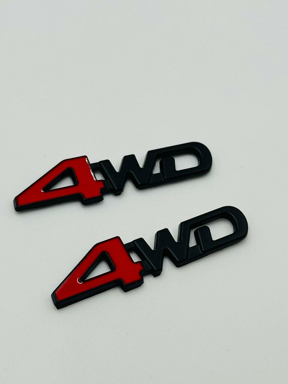 Шильдик Наклейка Эмблема 4WD Хром 6см 2шт