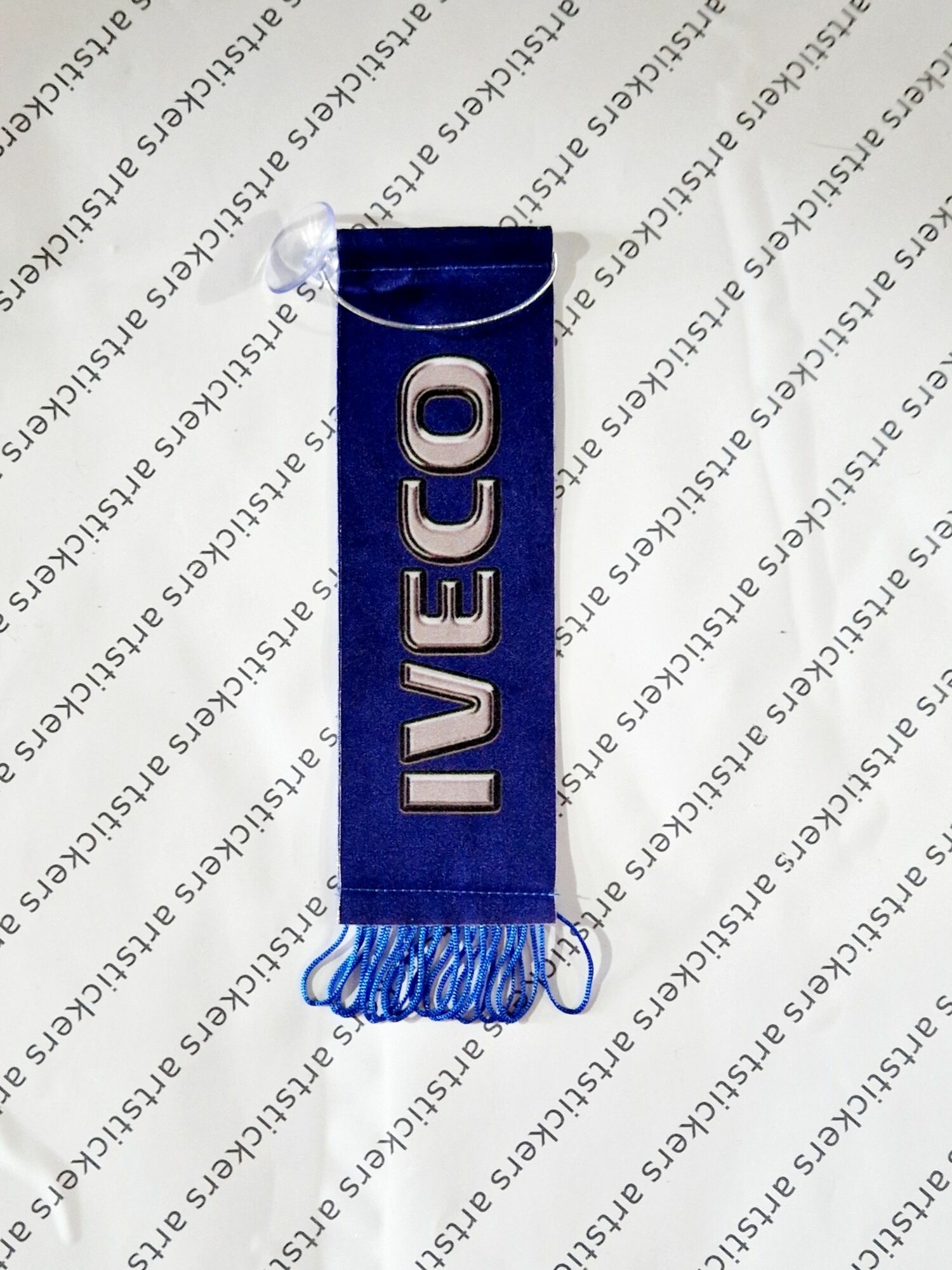 Вымпел IVECO+девушка, двусторонний на присоске, ткань, аксессуар для авто, 5.5х20см