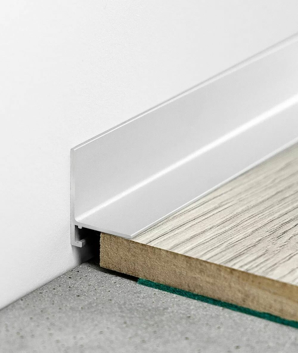 Щелевой микроплинтус для пола L-образный Лука Антиплинтус АПЛ 02, 16х2000 мм, серебро, комплект пружин 5 шт. + плинтус 1 шт.