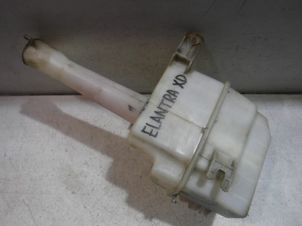 Бачок омывателя лобового стекла Hyundai Elantra II 986202D000