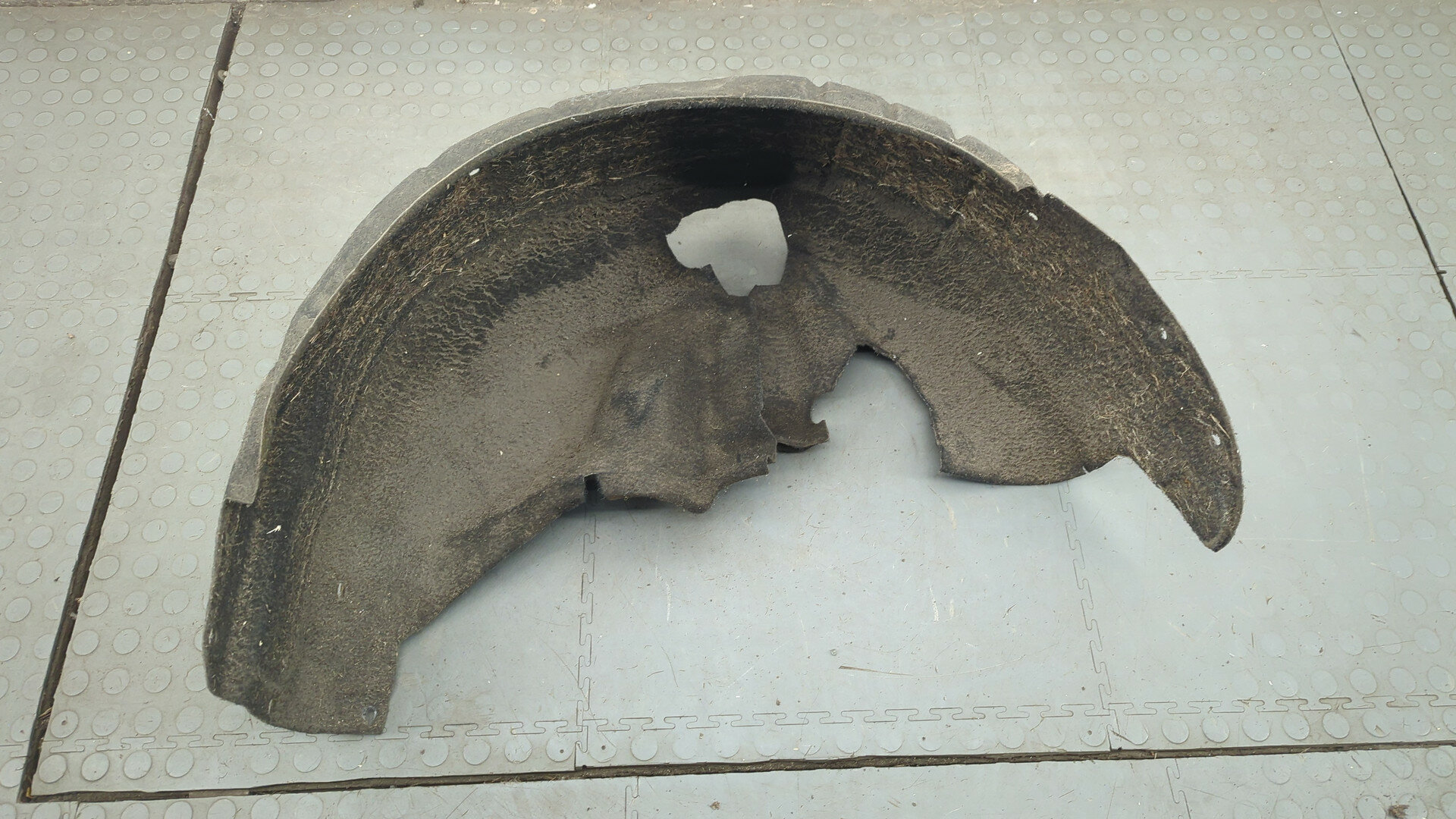 Защита арок (подкрылок) левая задняя Audi A4 (B6) Б/У