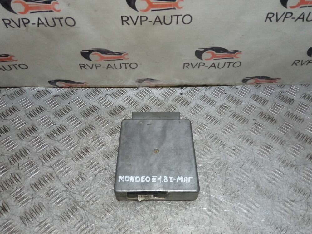 Блок управления двигателем Ford Mondeo 2 1.8 98BB12A650BTF