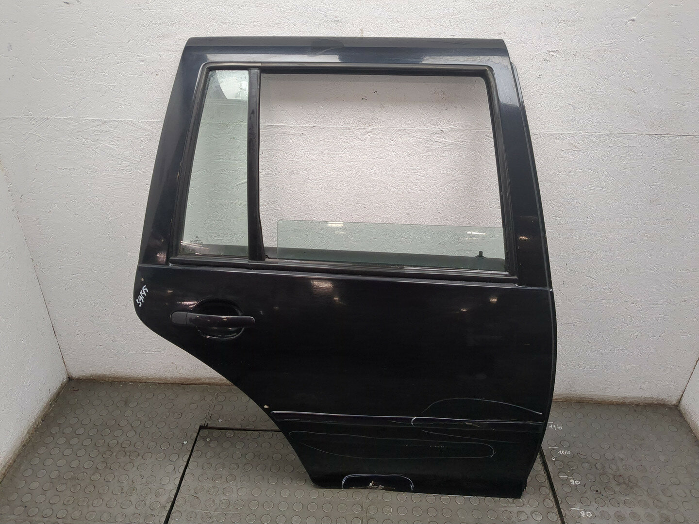 Дверь боковая (легковая) правая задняя Volkswagen Golf 4 Б/У