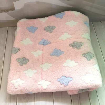 Зимний теплый мат для собак с облаком узором, розовый, большой размер 70x50см - мягкий нескользящий коврик для домашних