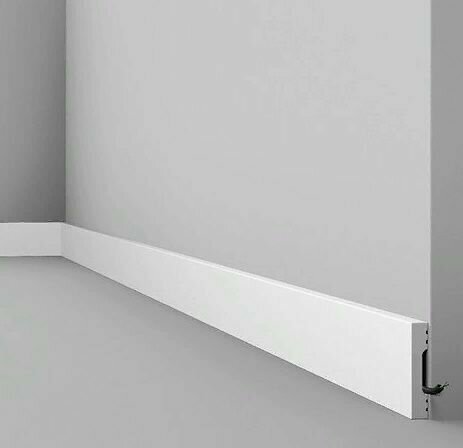 Плинтус ударопрочный NMC FD8 (80*15*2000мм)