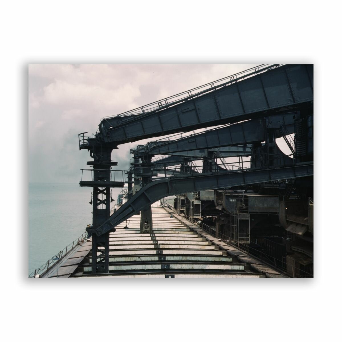 Постер, плакат на бумаге / Американские индустриальные ретро фотографии / Размер 60 x 80 см