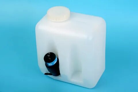 2121-5208008-10 Бачок омывателя ВАЗ , ГАЗ без моторчика 2Л