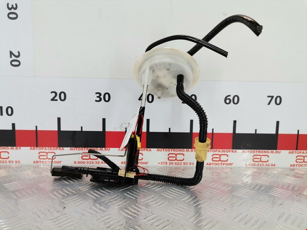 Датчик уровня топлива BMW 5-Series (E60/E61) 16146765827 арт. 934425