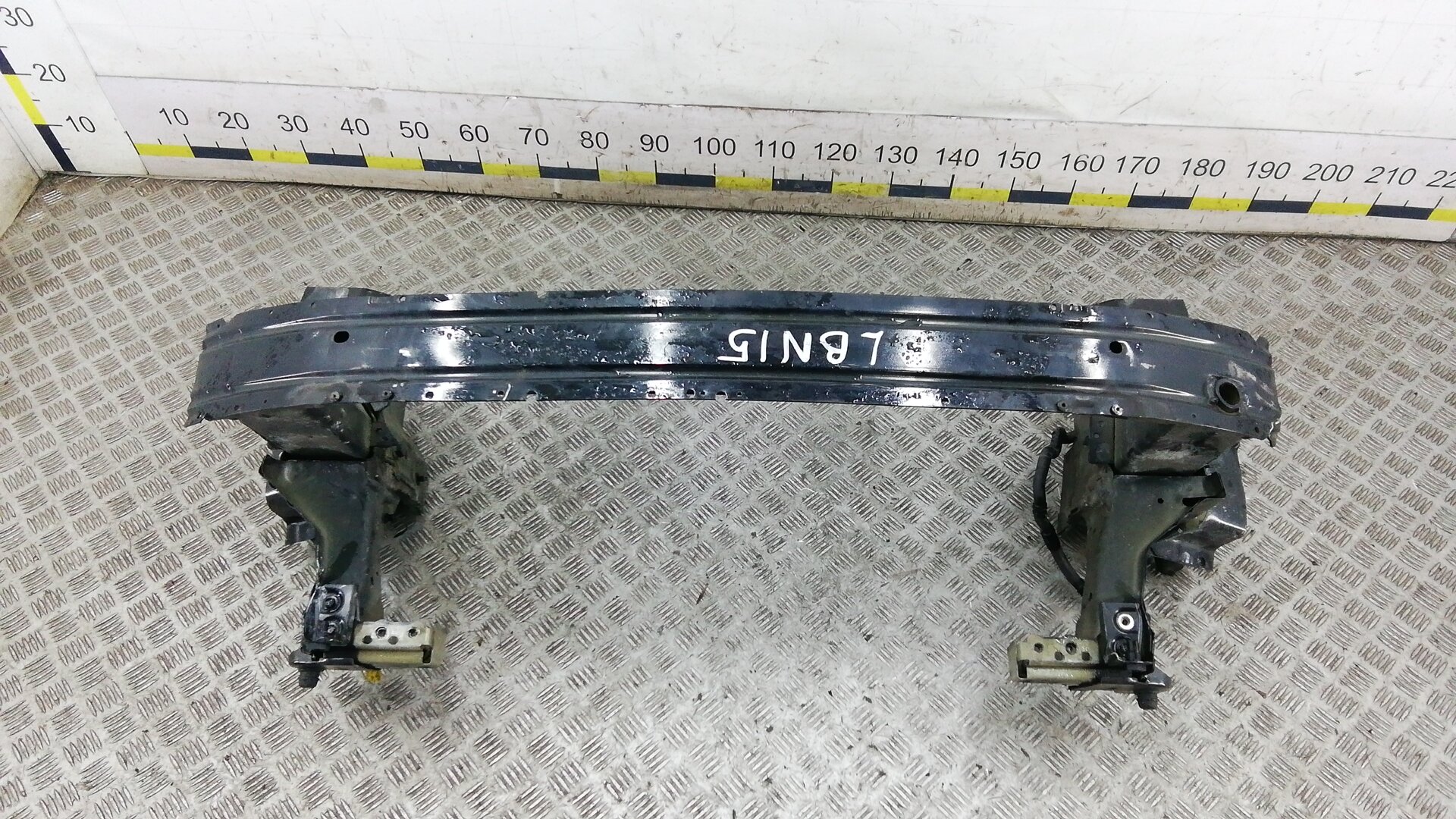 Усилитель бампера передний (кронштейн) AUDI A4 B6, Номер 8E0807109, 8E0807109C
