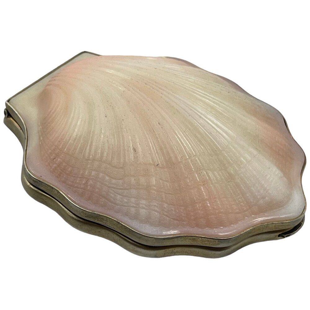 Серебряная пудреница "Ракушка" с зеркалом, 0.875 проба, позолота, ЛЮ 0, 1960 г, г. Ленинград, СССР