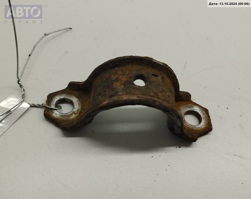 Кронштейн крепления Audi 80 B4 (1991-1996)