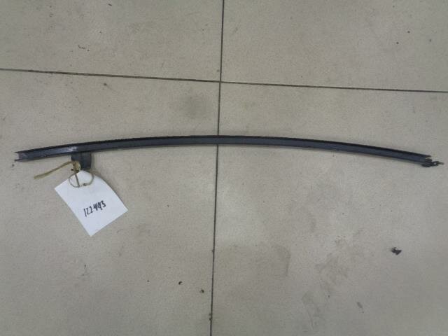 Направляющая стекла двери задней правой от Infiniti QX56 JA60 2004-2009