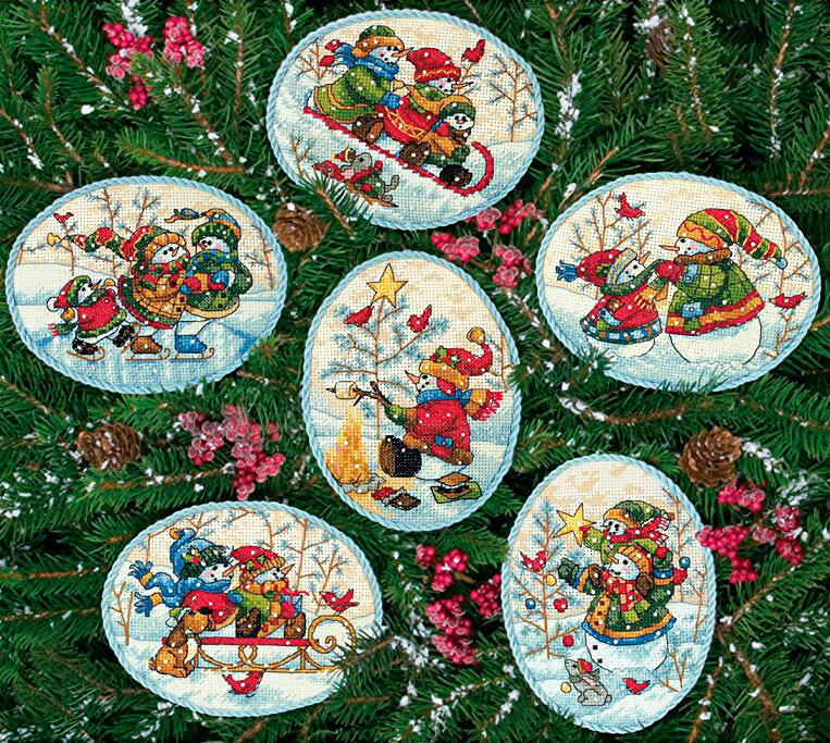 Набор для вышивания крестом DIMENSIONS Игривые снеговики, 11х9 см (08828)