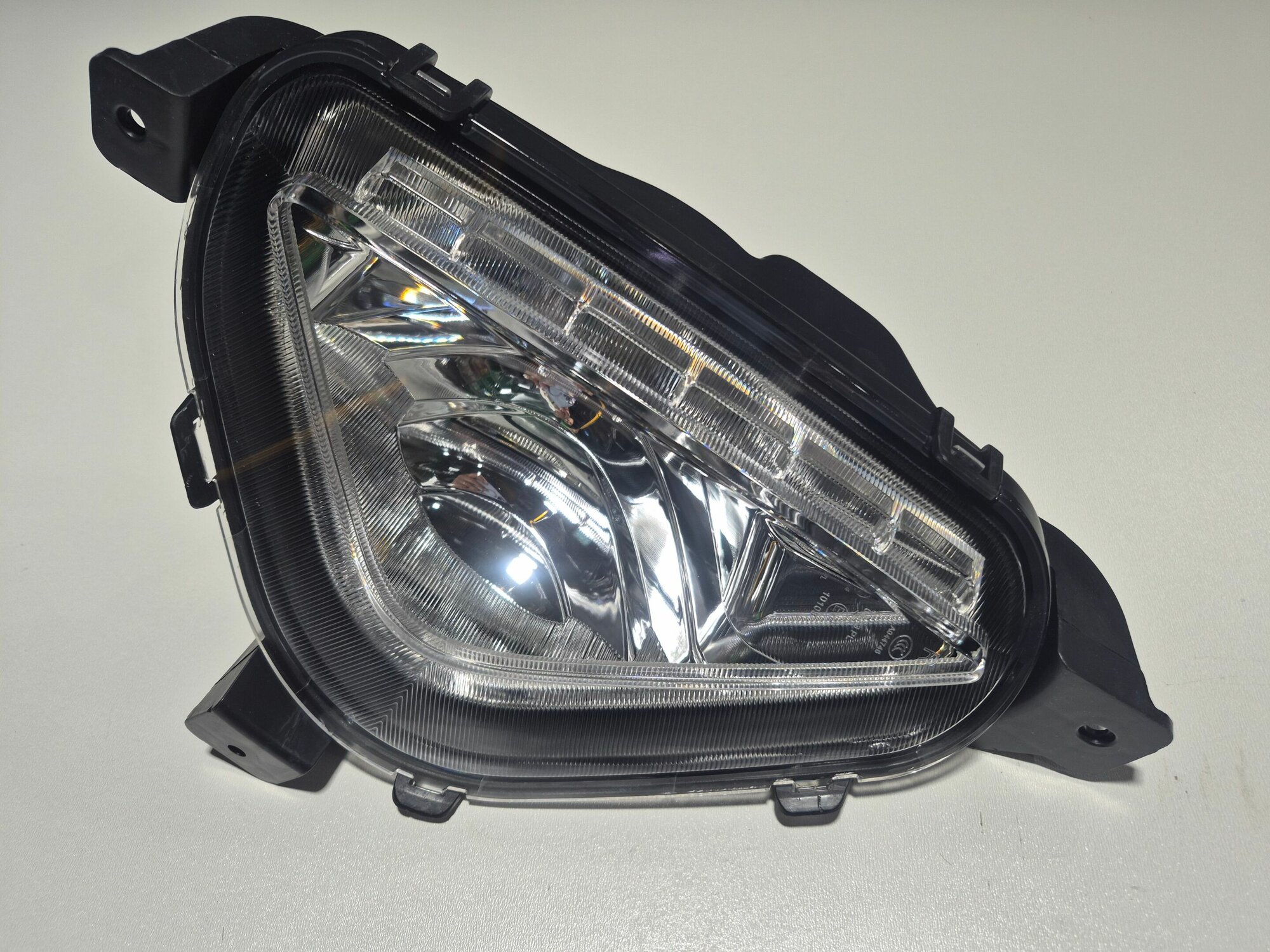 Фара противотуманная правая JAC S3 [1.5 16V CVT внедорожник] 4116200U2260