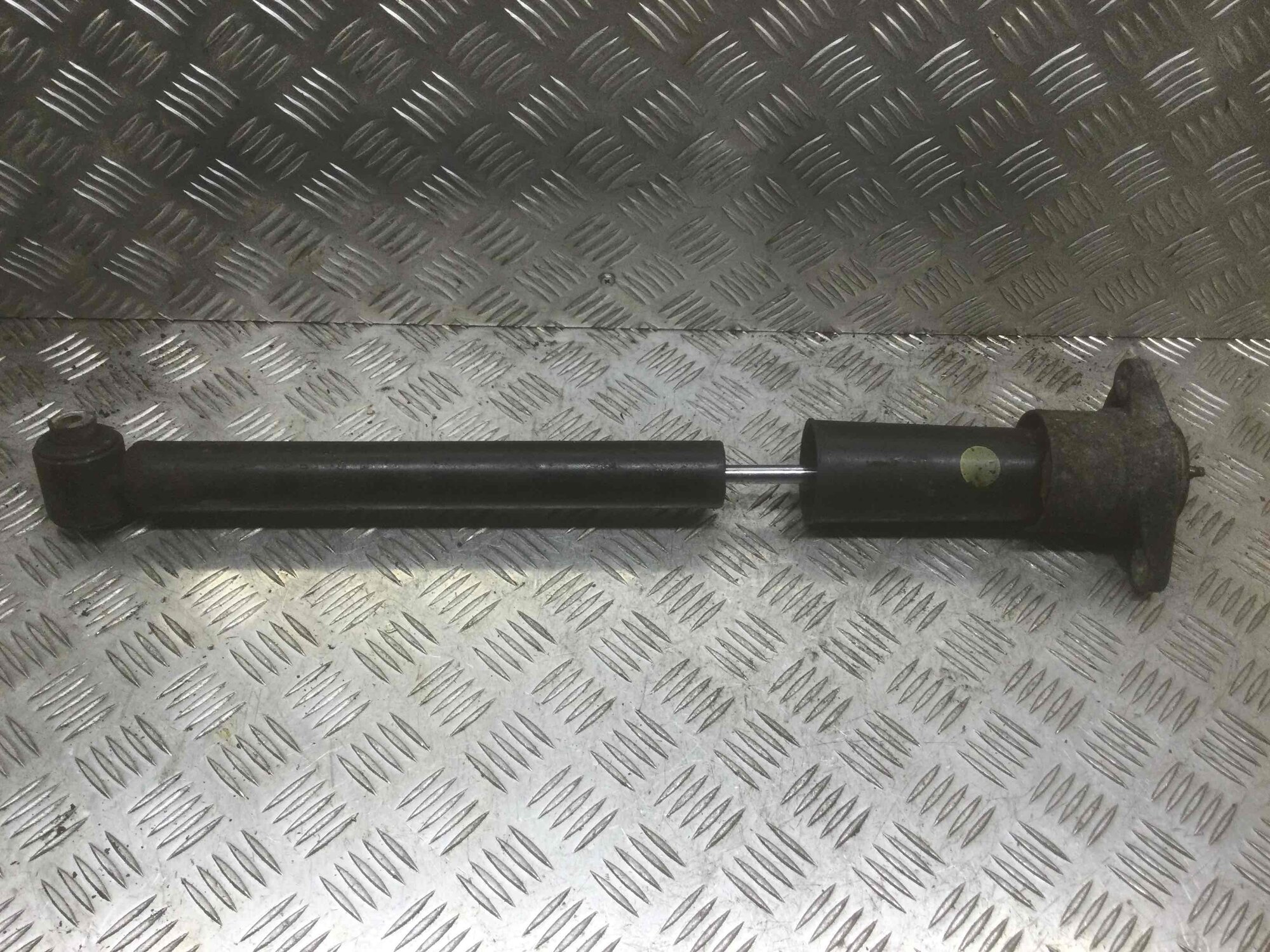 Б/У Амортизатор задний Volkswagen Passat B5 (1996-2000) 2000 г.