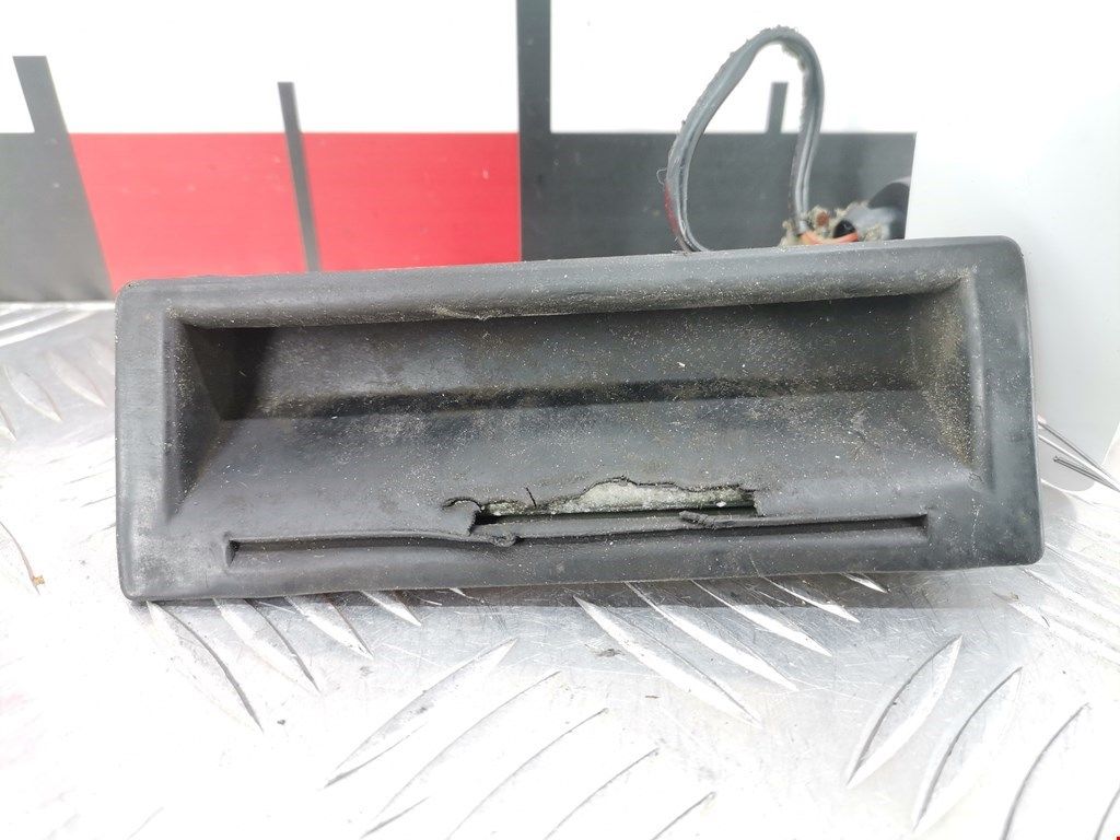 Ручка крышки багажника / 1624097 1J0827566B 1J5827469L для Volkswagen Bora(Jetta) (с пробегом)