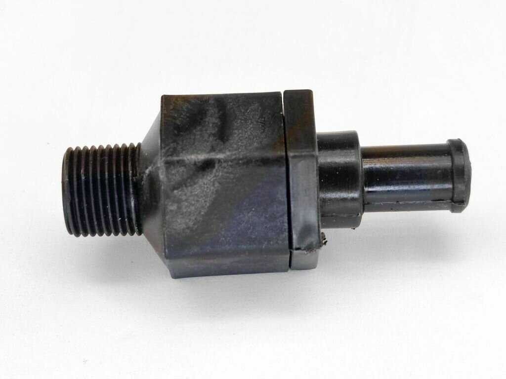 Клапан обратный вакуумного усилителя для а/м УАЗ в сборе, Пластик