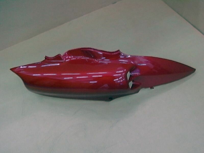 Облицовка задняя правая красный_R-010CA SYM EuroX 50, арт. 83500-G22-000-RT