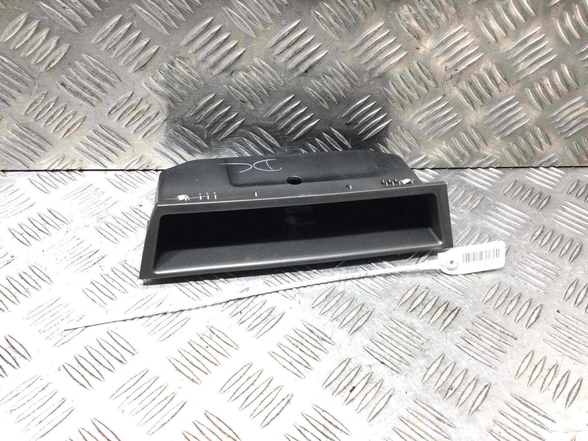 Б/У Бардачок Opel Vectra C [рестайлинг] (2005-2009) 2006 г.