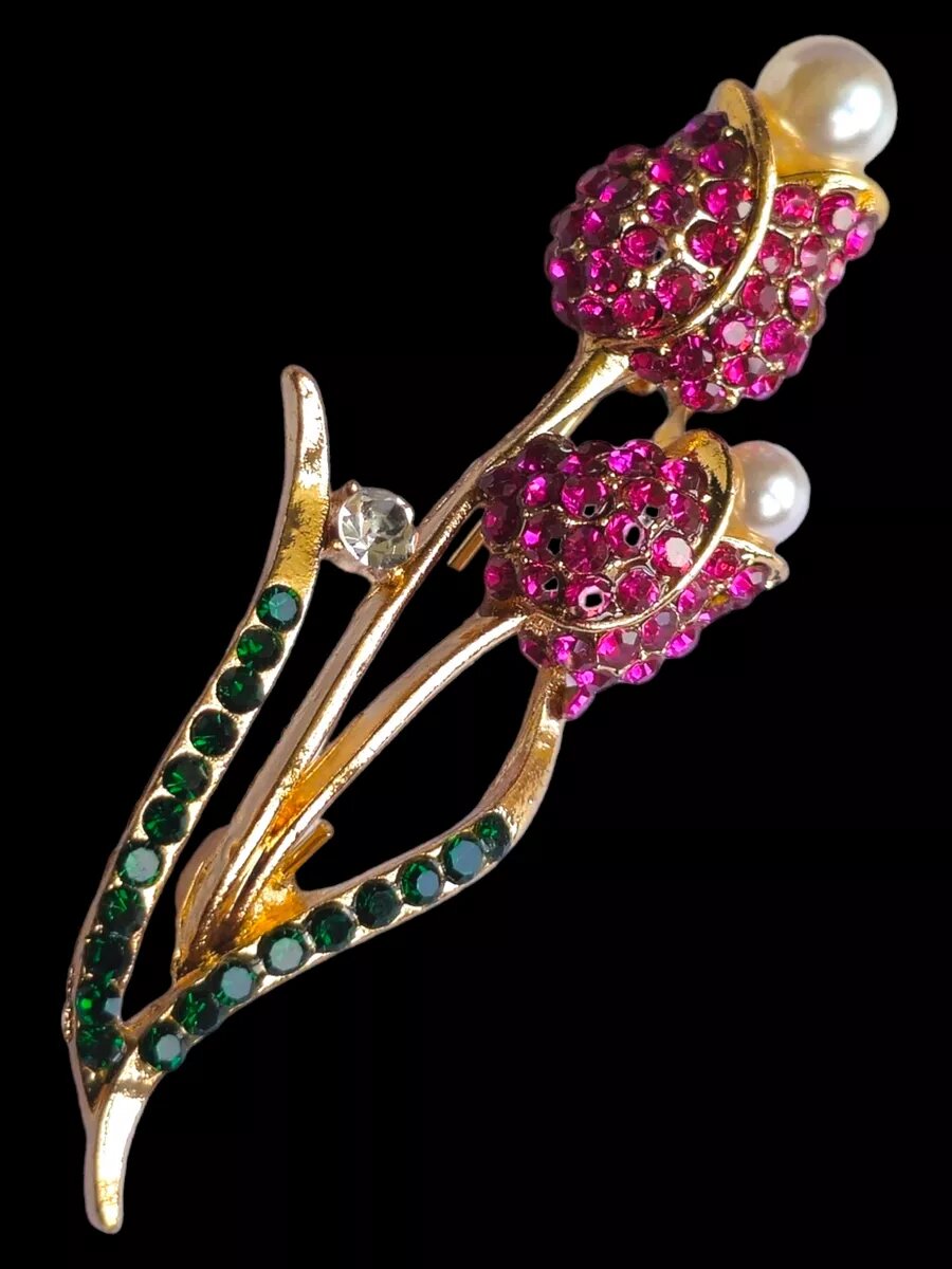 Брошь, стразы