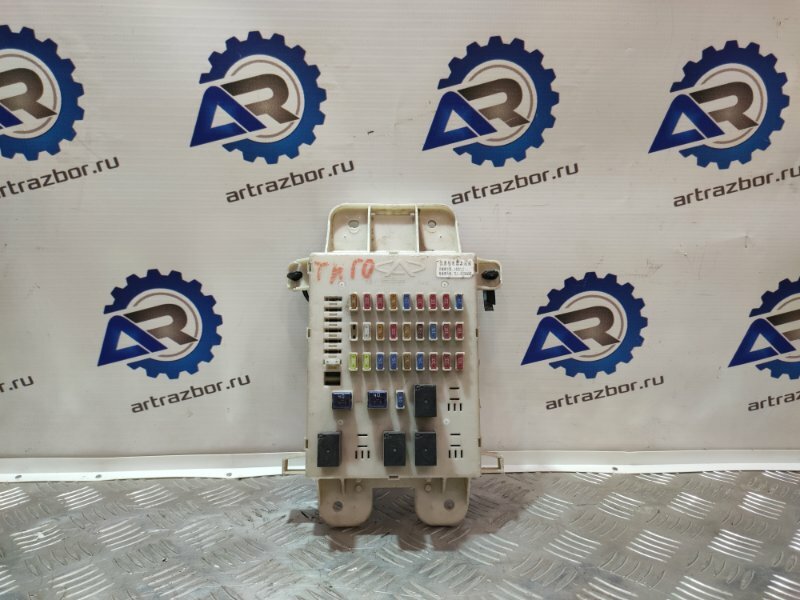 Б/У Блок предохранителей Chery Tiggo T11 / Чери Тигго T11 1.8 SQR481FC 132Л.С 2011