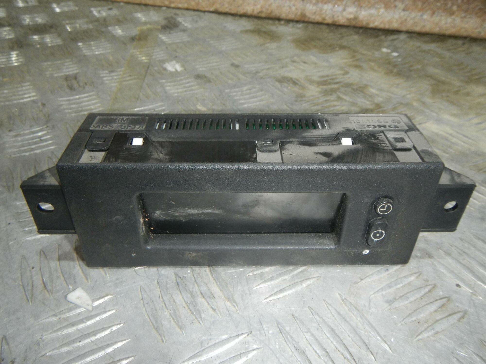 Б/У Дисплей информационный, Opel (Опель)-CORSA D (06-) OPEL CORSA D (06-) Без повреждений. 332390 GENERAL MOTORS арт. 13...