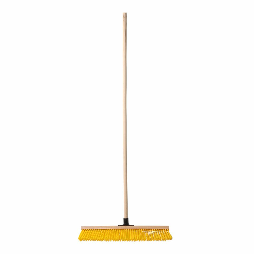 Щетка уличная "Метро 600", дерево, с черенком, жесткая щетина