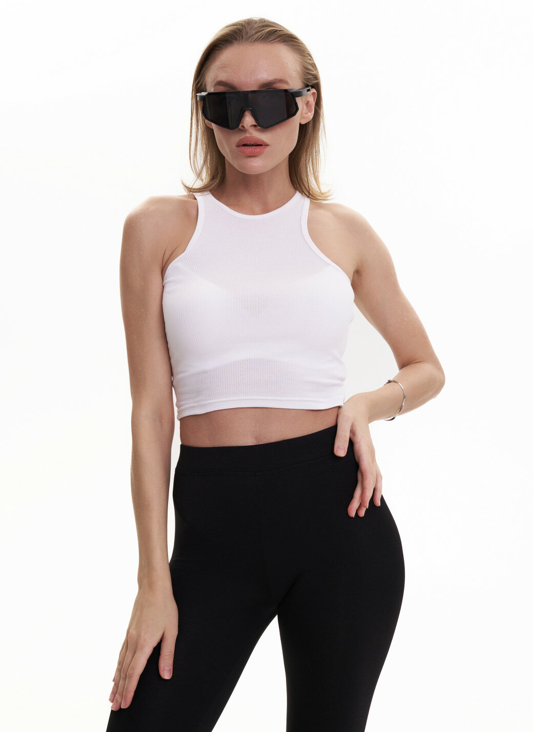 Кроп-топ весна-лето 2025