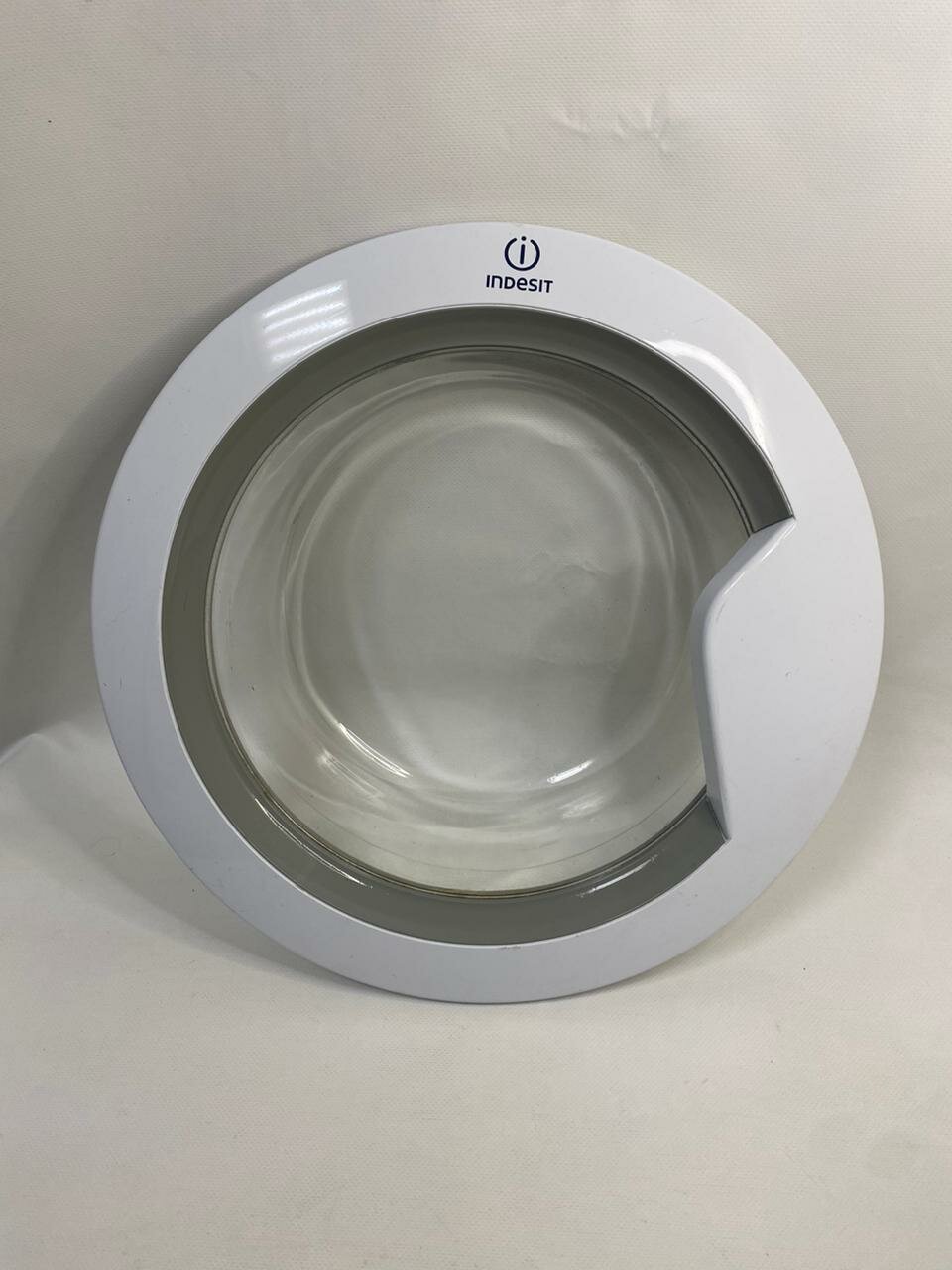 15 Люк в сборе для стиральной машины Indesit C00270556 б/у